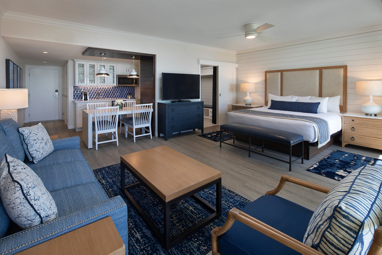 Luxury Hotel Rooms & Suites | Resort At Longboat Key Club