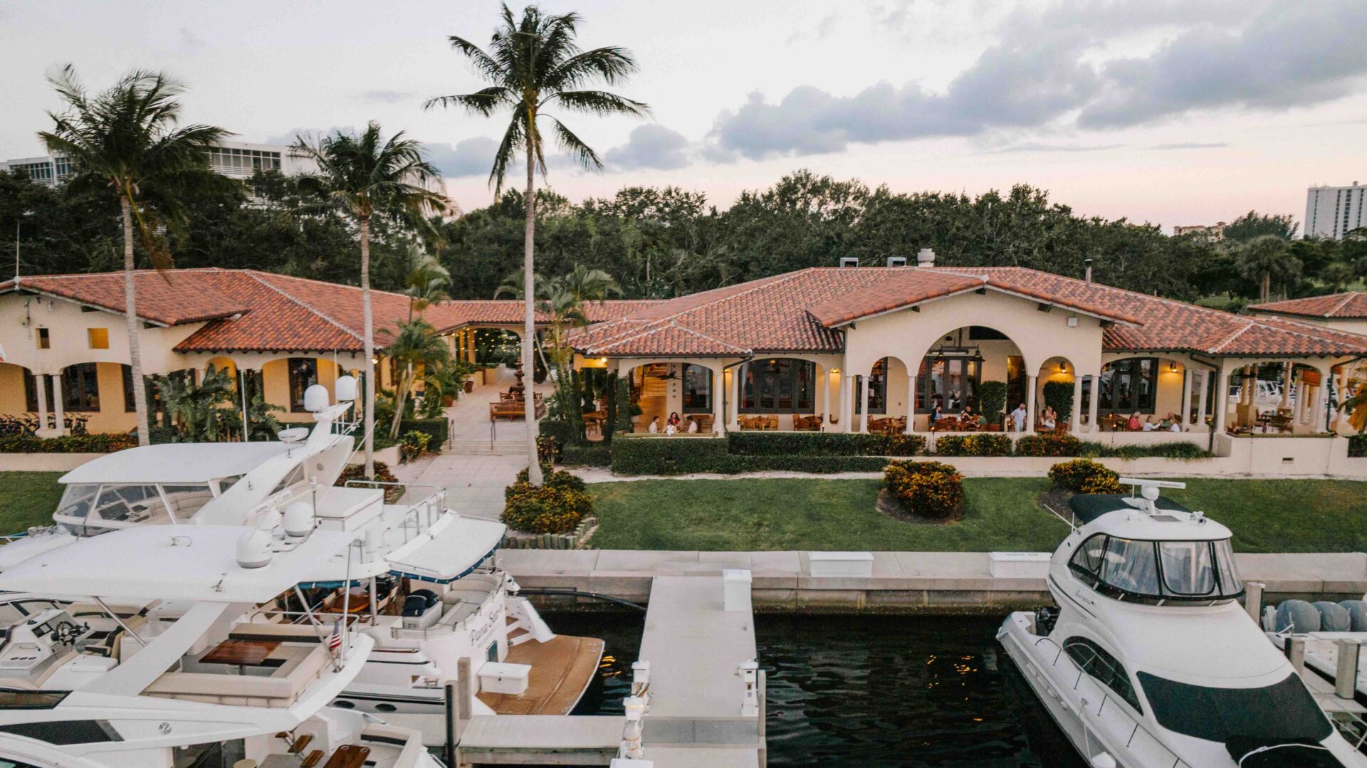 Sarasota Marina | Resort at Longboat Key Club Moorings