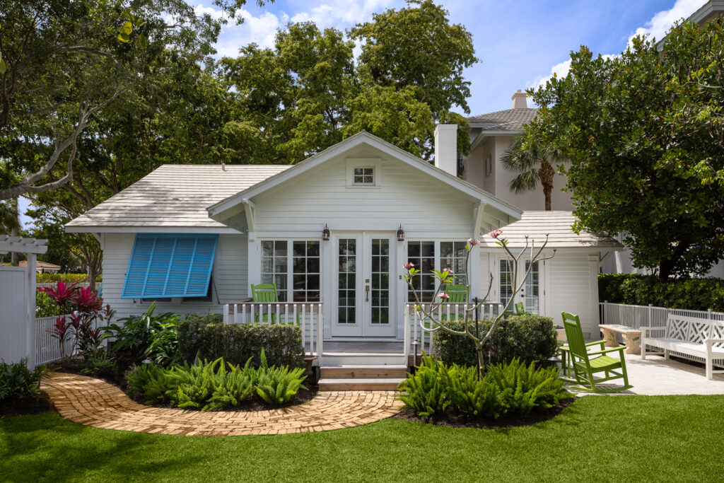 Capri Inn Stay Gallery | Naples Resort Photos