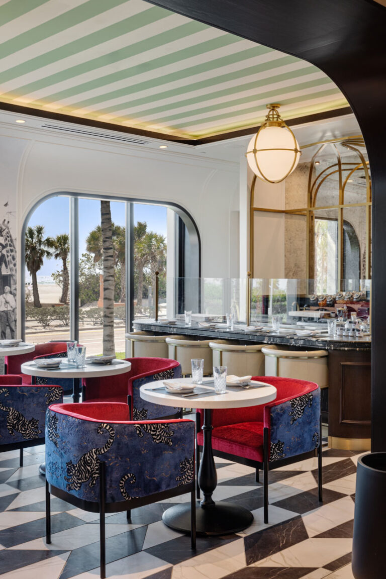 Gallery Archive - Cirque St. Armands