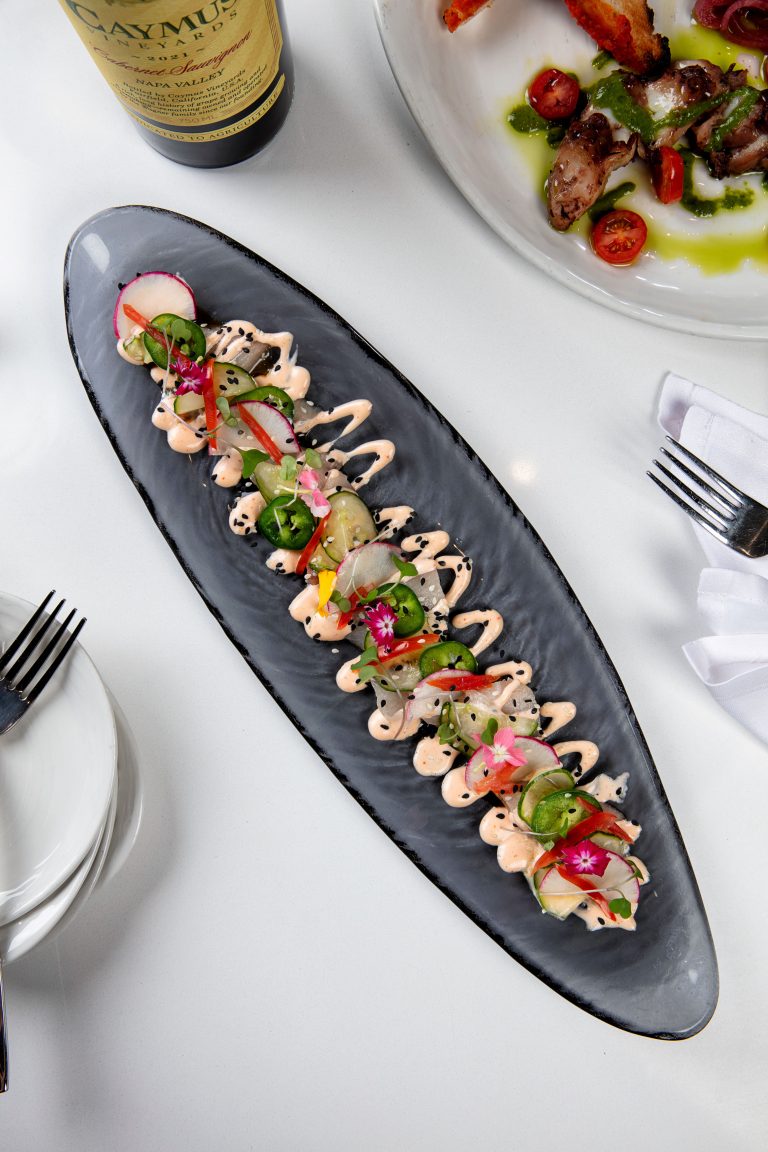 Latitudes | Seafood Restaurant | Jupiter Beach Resort & Spa